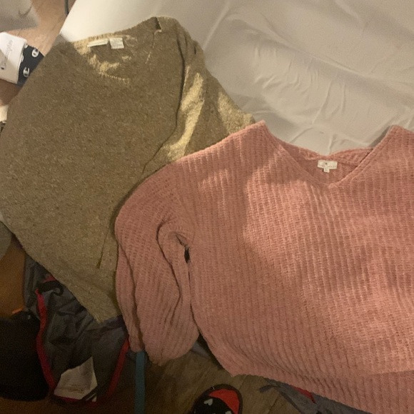 Sweaters | 2 Woman Sweaters | Poshmark